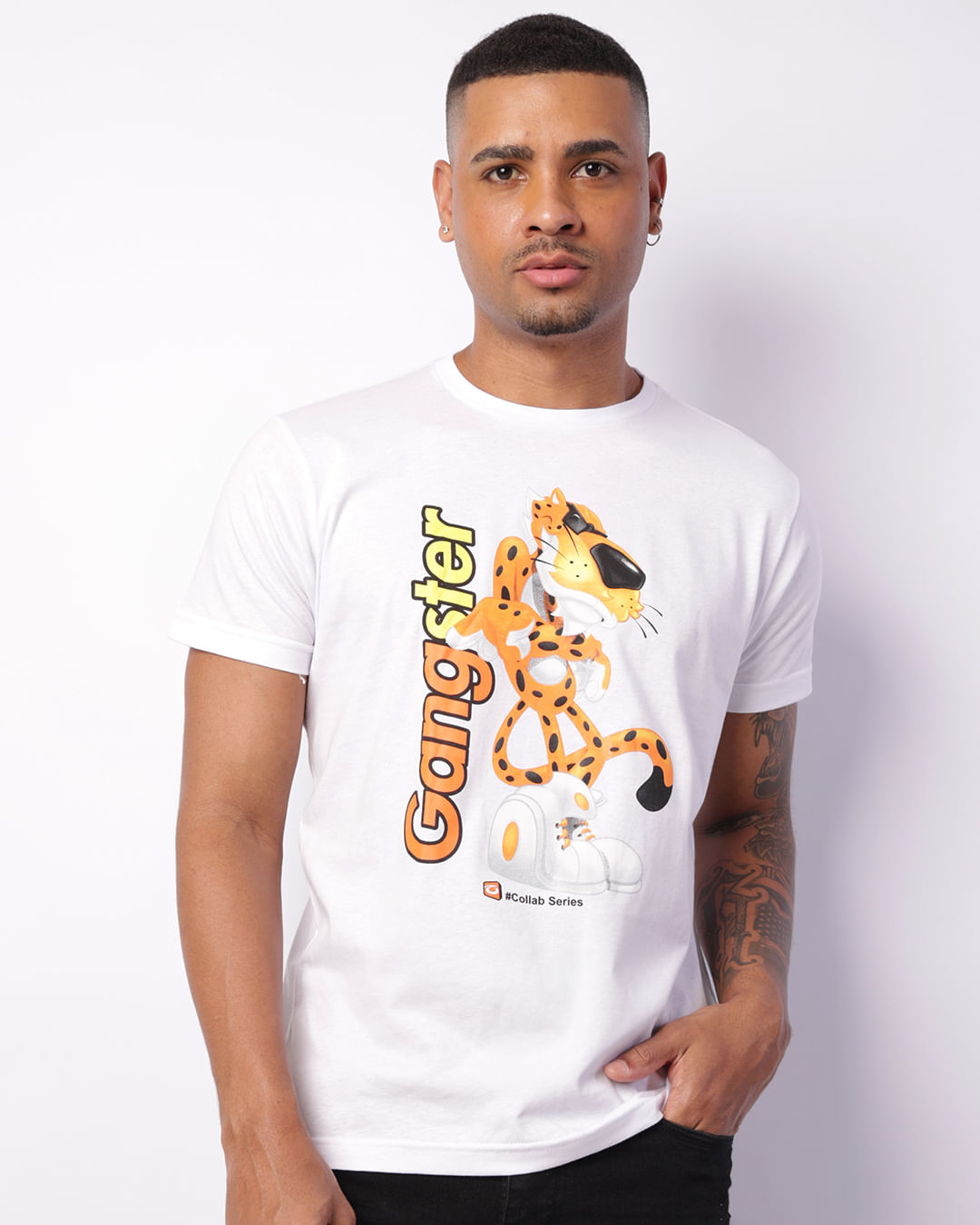 Camiseta Masculina Manga Curta Gangster Cheetos Branca