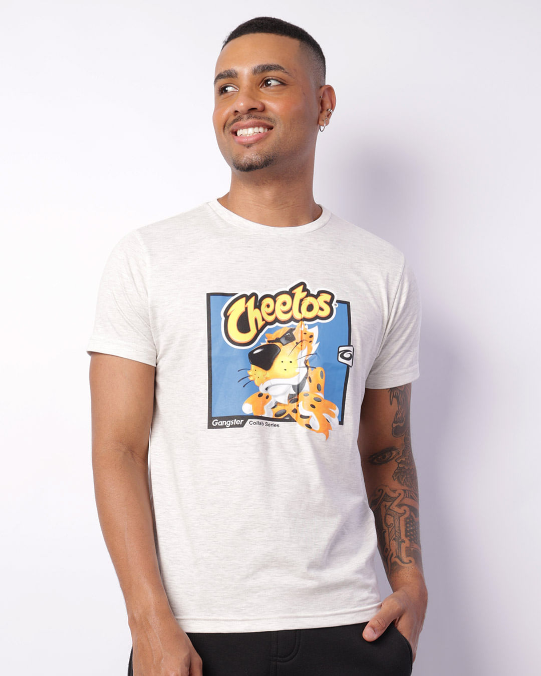 Camiseta Masculina Manga Curta Gangster Cheetos Flamê Cinza