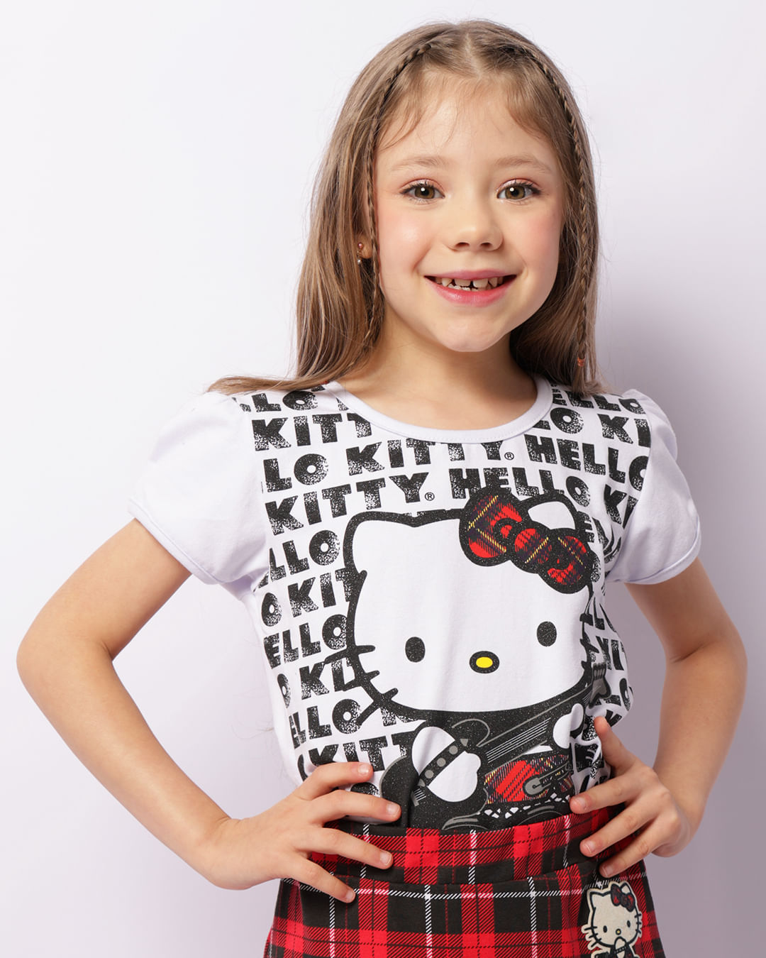Camiseta Infantil Hello Kitty Com Glitter Manga Curta Branca