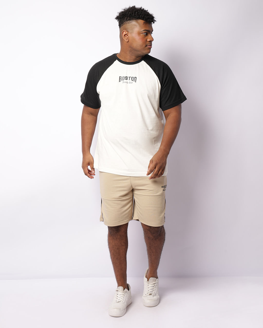 Bermuda Plus Size Masculina Moletinho Com Recortes Bege
