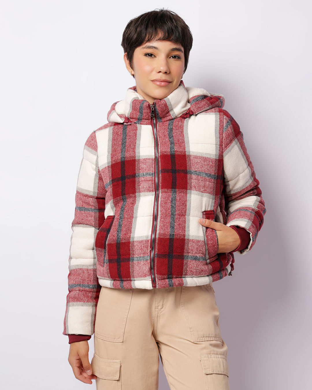 Jaqueta Feminina Puffer Xadrez Com Capuz Vermelho