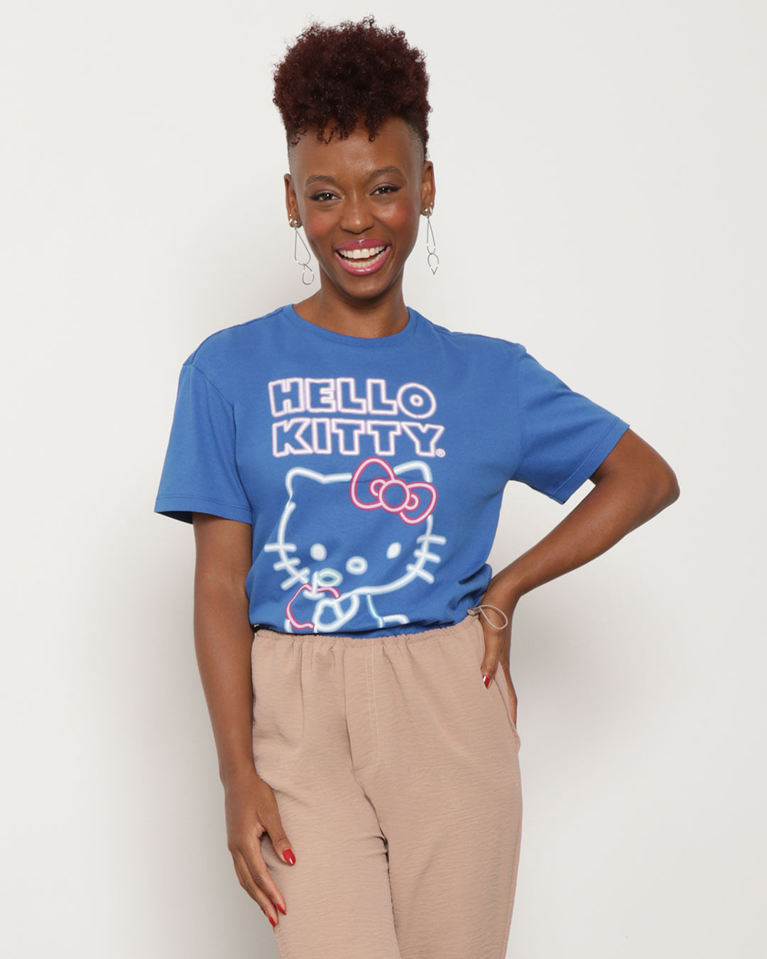 Camiseta Feminina Com Estampa Hello Kitty Azul