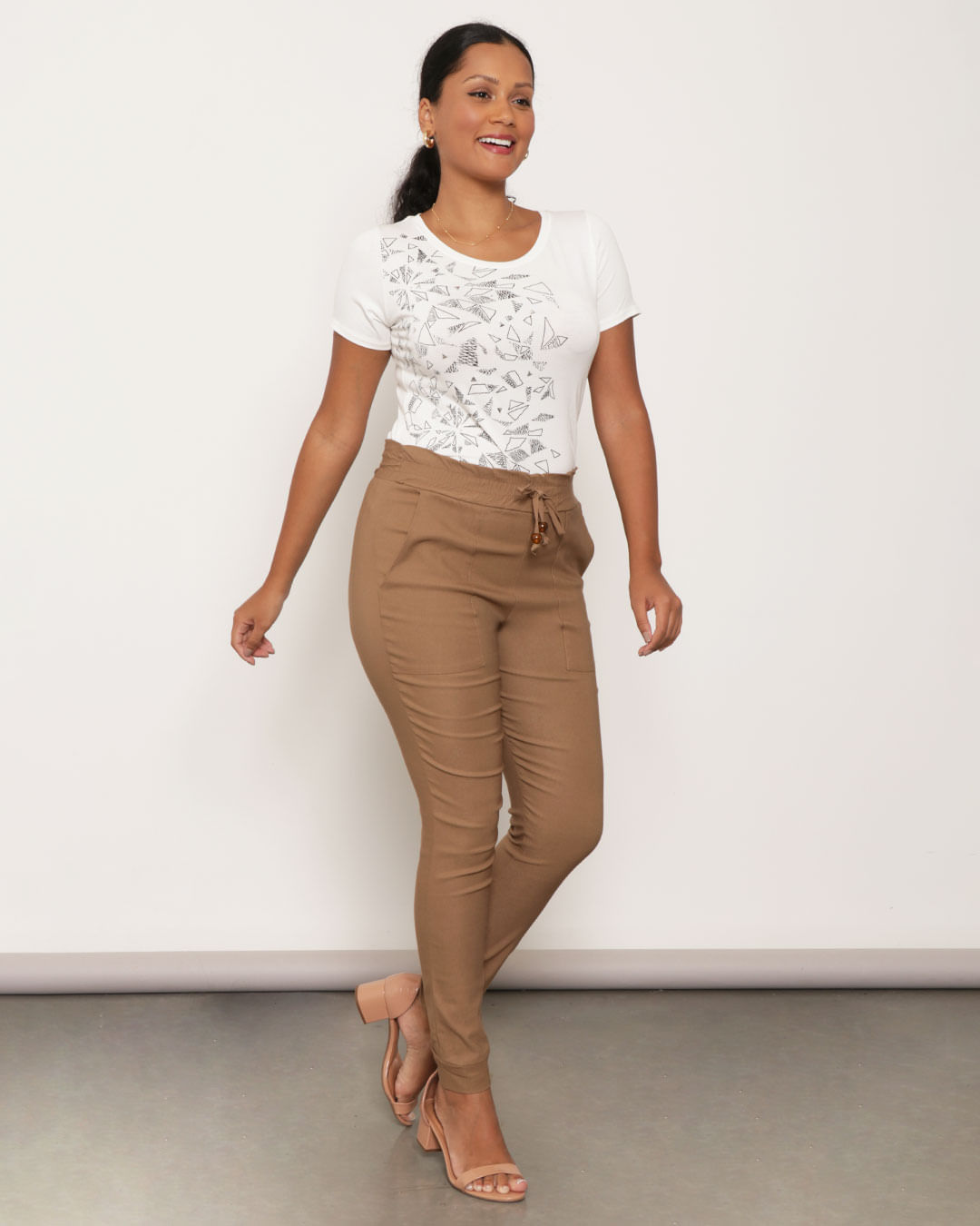 Calça Feminina Bengaline Slim Com Bolso Marrom